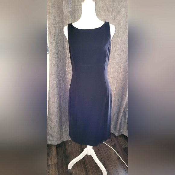 Ann Taylor | Dresses | Ann Taylor Lil Black Dress | Poshmark